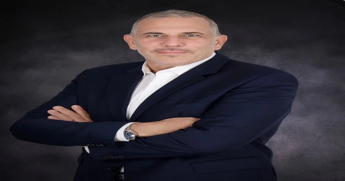 Gynecomasty | Doctor Franck Benhamou renowned cosmetic surgeon.